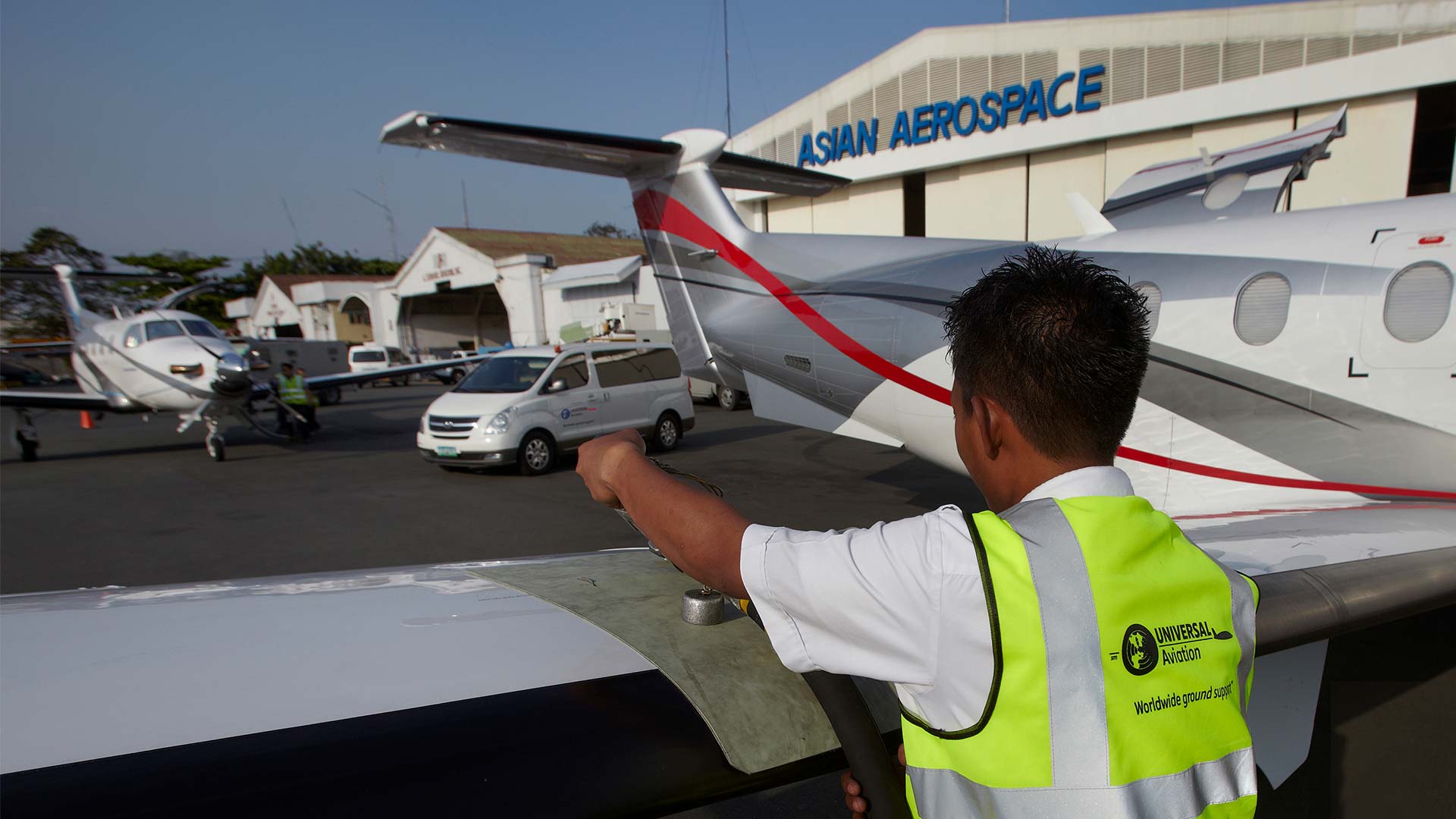 Ground Handling Services & FBO | Philippines RPLL Airport