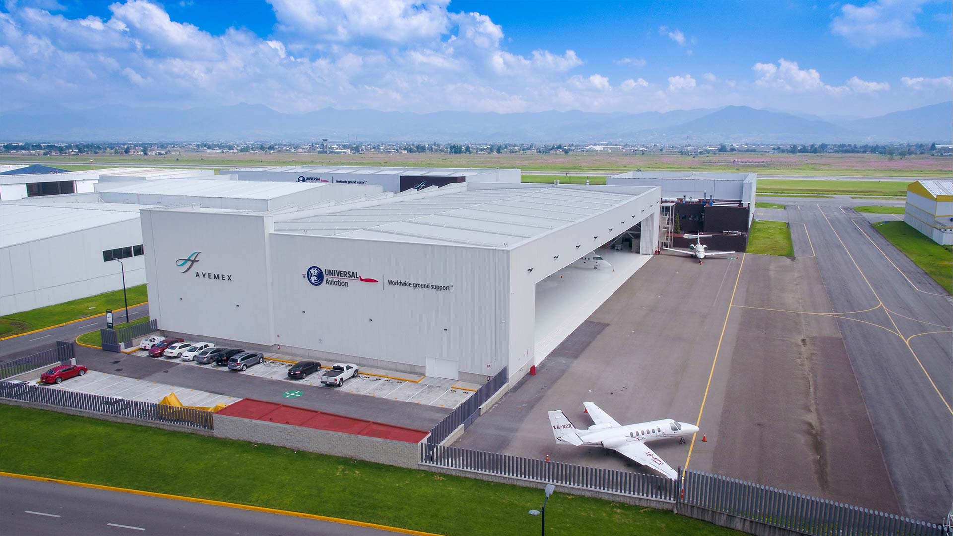 Universal Aviation®: FBO Aircraft Ground Handling Services & Network