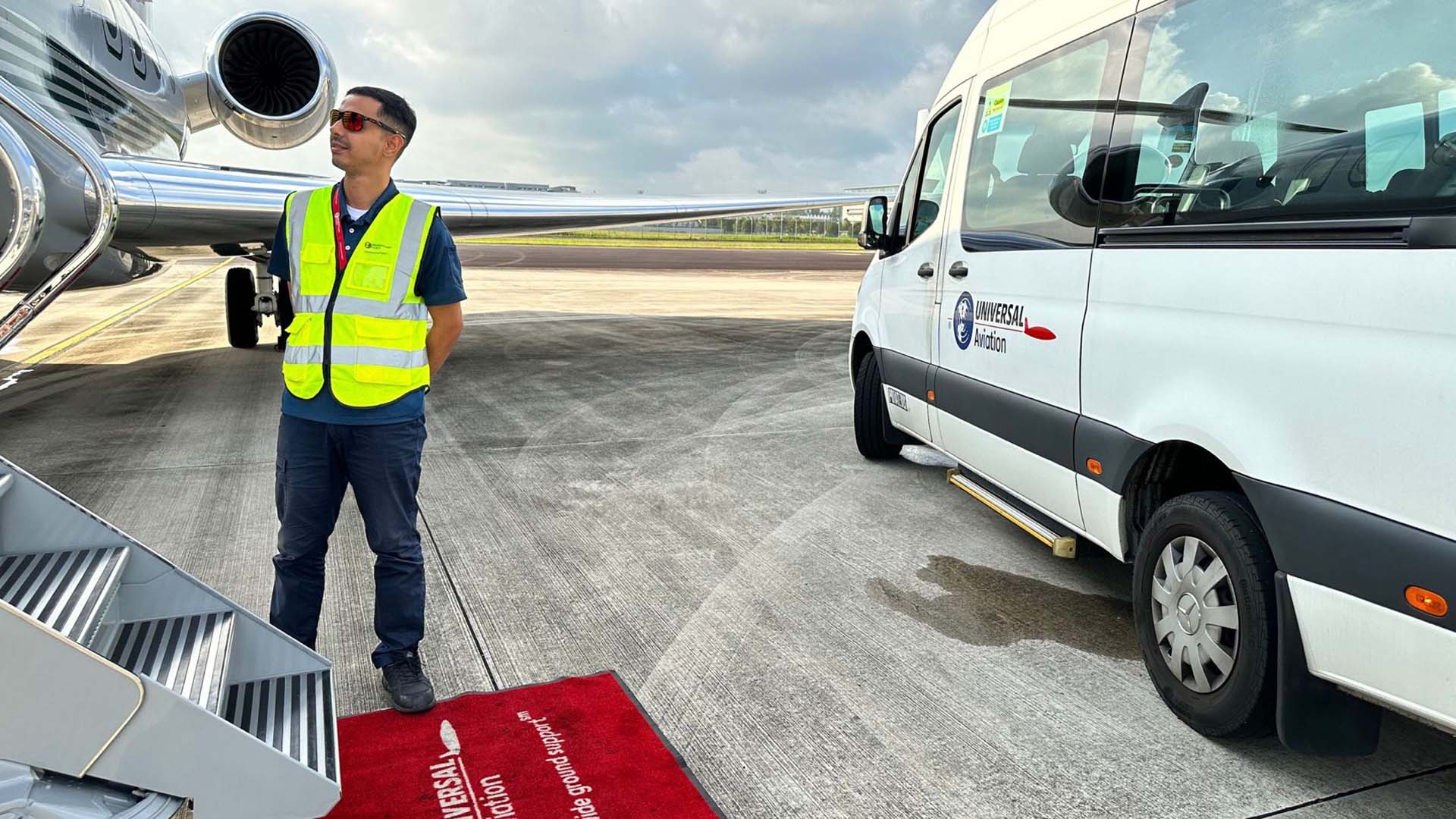 Ground Handling in Singapore at Changi Airport by Universal Aviation