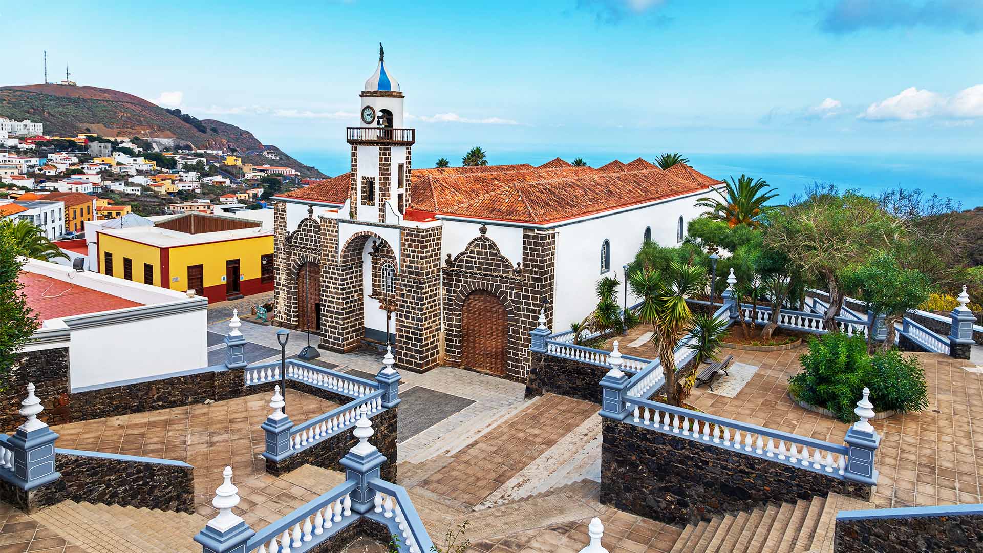 FBO & Ground Handling - El Hierro Airport (GCHI) | Villa de Valverde ...