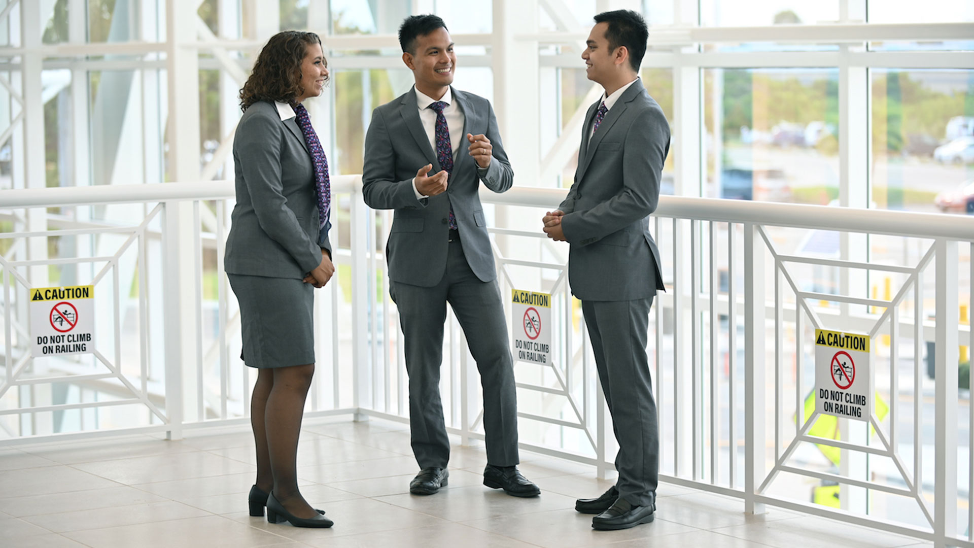 FBO & Ground Handler in George Town, Cayman Islands (MWCR) Airport ...