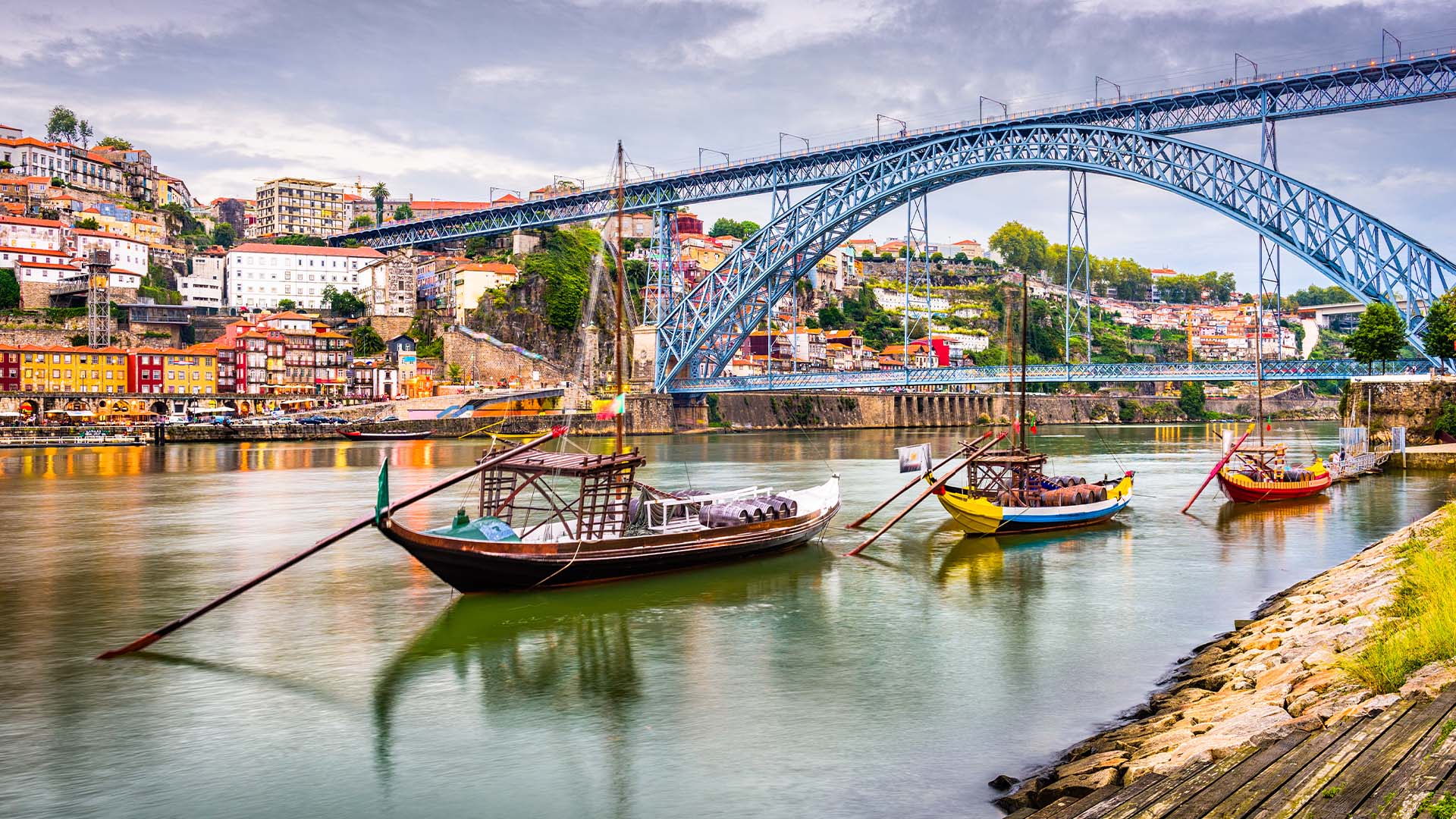 FBO & Ground Handler in Porto, Portugal (LPPR) Airport Handling Service